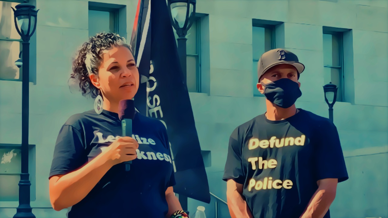 ‘Defund the police’ activist forced to pay legal bills for BLM – True ...