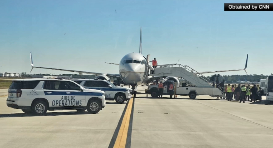 Plane Tires Blow Out During Landing at Airport in ‘Terrifying’ Moment ...